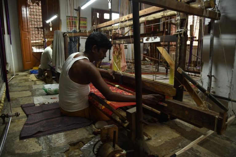 Saree Weaving Pochampally - Craft Documentation | Research Indian Handloom