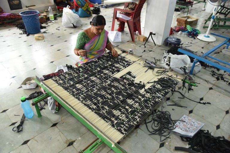 Saree Weaving Pochampally - Craft Documentation | Research Indian Handloom