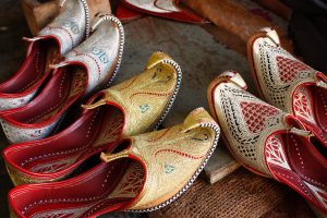 Jutti Making~Punjab - Craft Documentation | Research Archive Indian ...