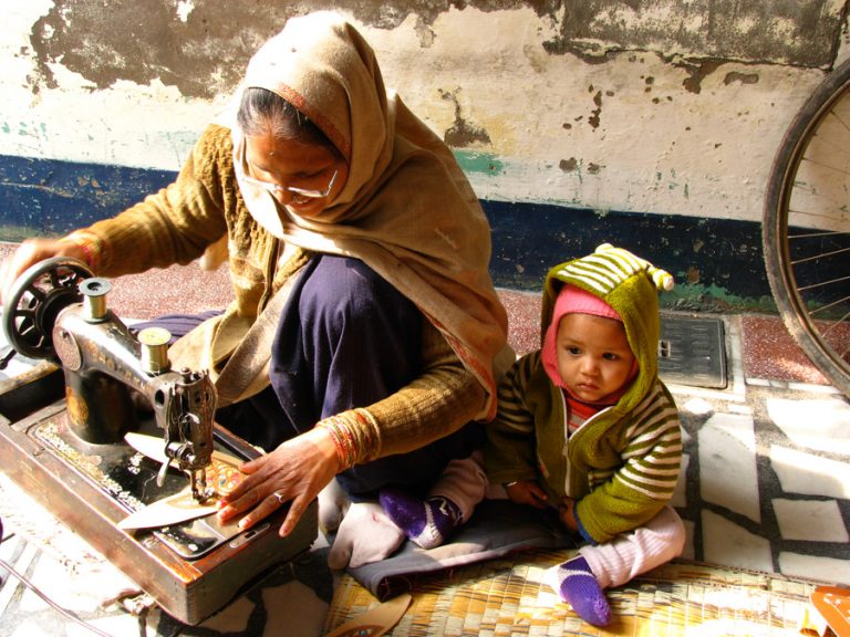 Jutti Making~Punjab - Craft Documentation | Research Archive Indian ...