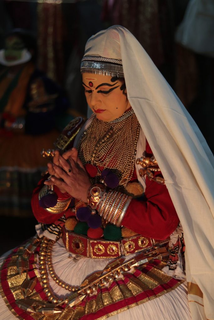 Kathakali Headgear ~ Vellinezhi - Craft Documentation | Research ...
