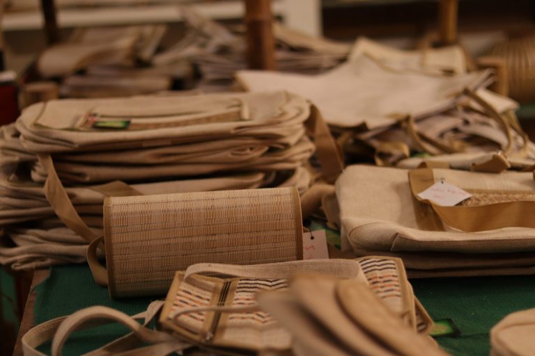 Bamboo Craft ~ Wayanad -|Documentation & Research kerala Handicrafts