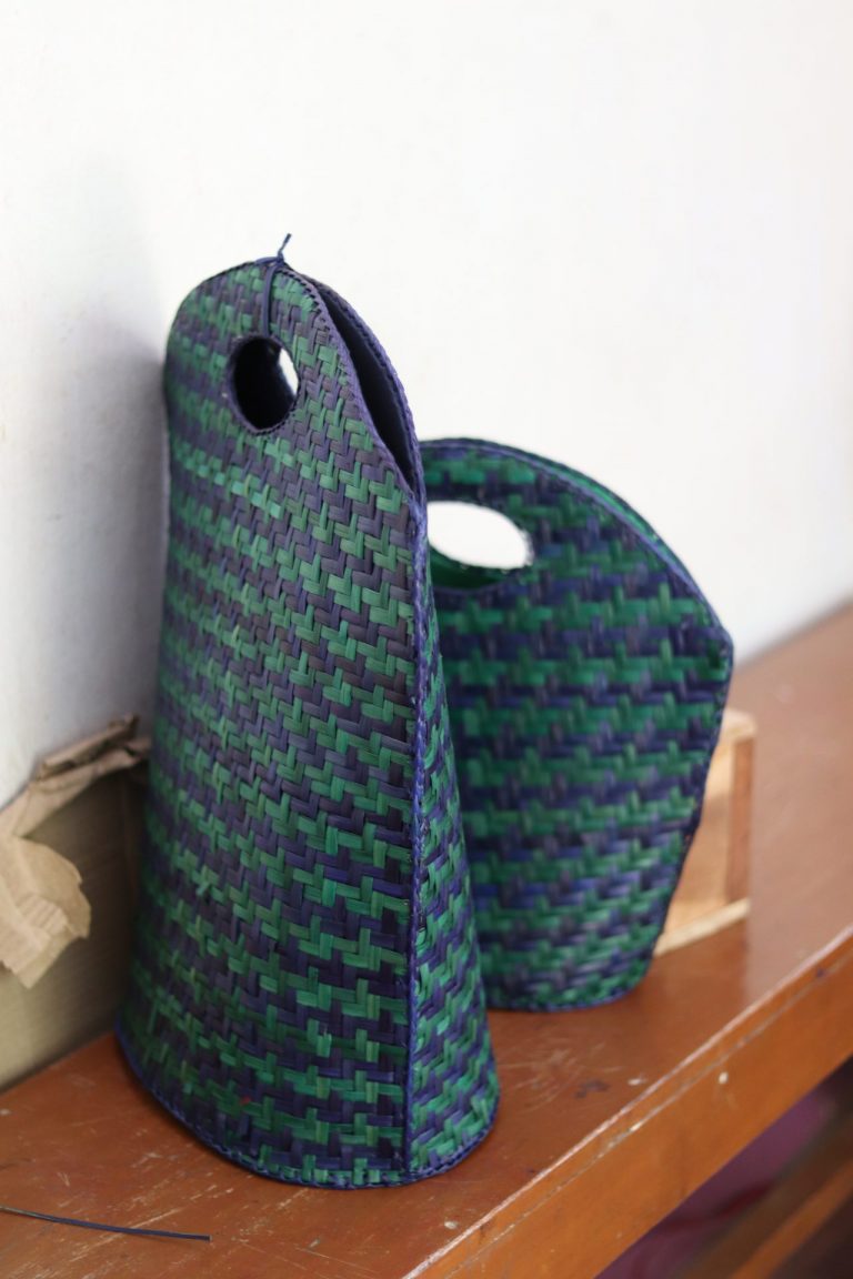 Screw Pine Craft ~ Thrissur - Documentation | Archive Kerala crafts