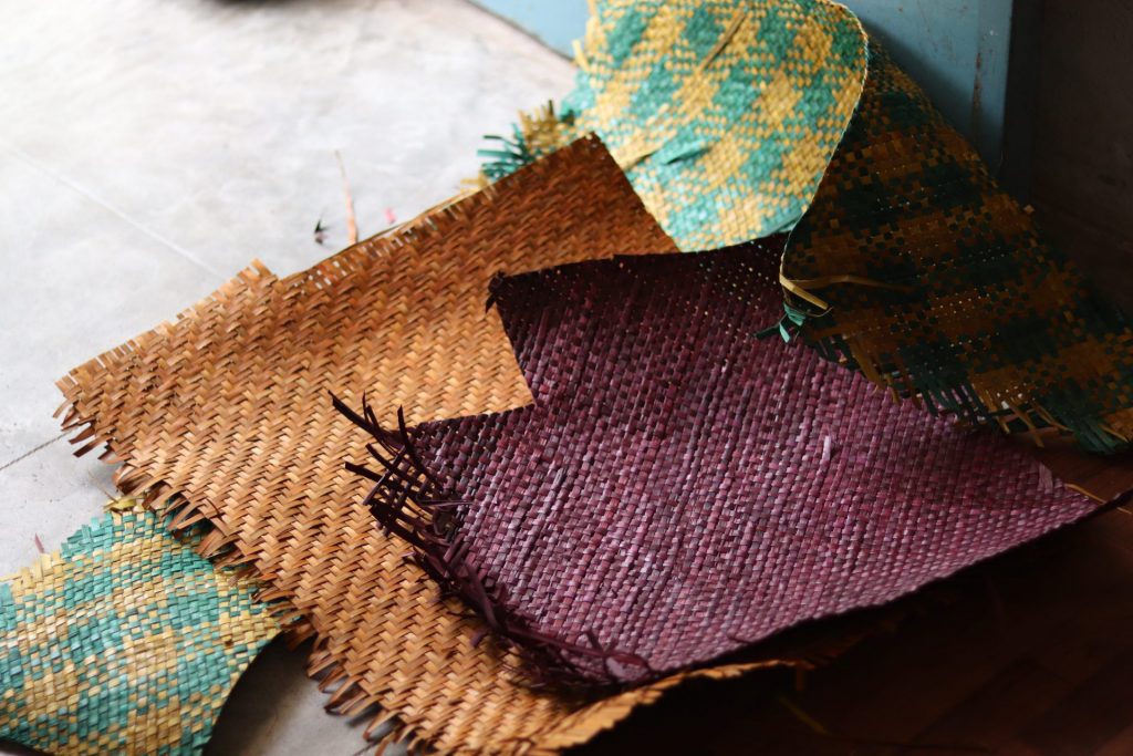 Screw Pine Craft ~ Thrissur - Documentation | Archive Kerala crafts