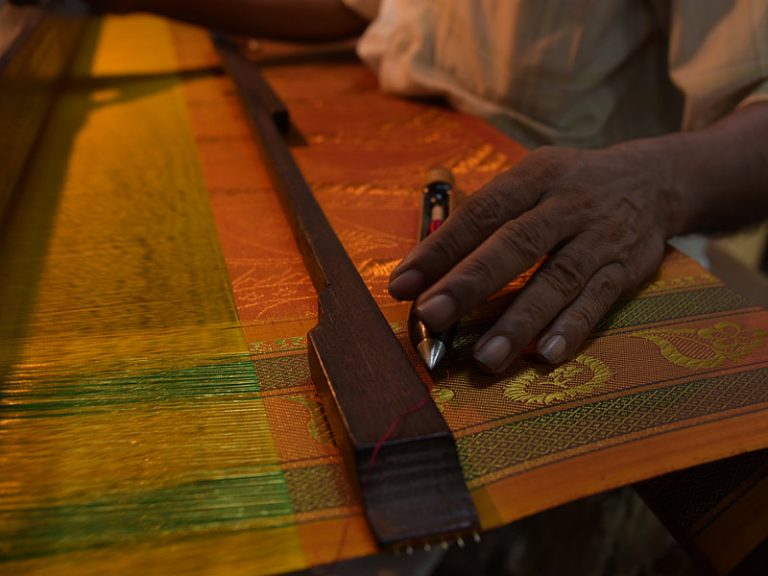 Dindigul Saree Weaving- Research on Indian Tamil Nadu Handloom