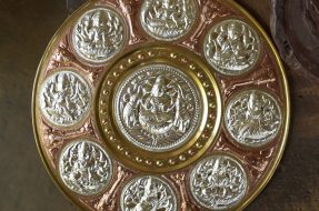 Thanjavur Art Plate | Craft Archive & Research on Tamil Nadu Handicrafts