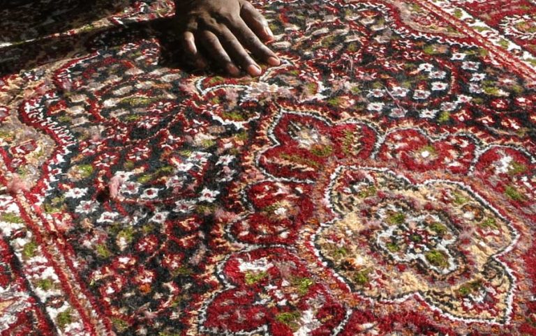 Carpet Weaving~Gwalior - Craft Archive | Research on Indian Handicrafts ...