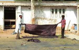 Ajrakh Printing Ajrakhpur (Gujarat) | Craft documentation Ajrak