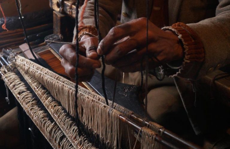 Kinnari Shawls~Kinnaur - Craft Archive | Research on Indian Handicrafts ...