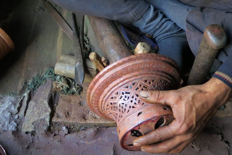 Coppersmith Craft Kashmir - Craft Documentation | Archive Indian ...