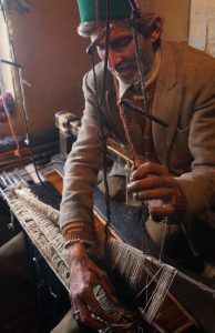 Kinnari Shawls~Kinnaur - Craft Archive | Research on Indian Handicrafts ...