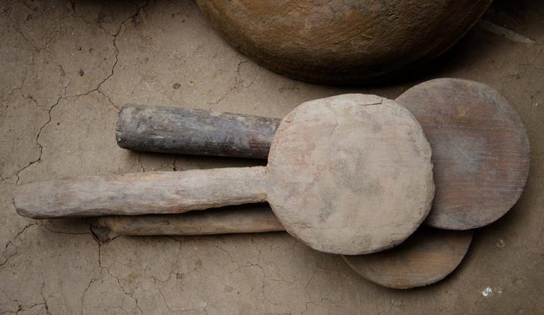 Pottery~Mandla - Craft Archive | Research on Indian Handicrafts & Handloom