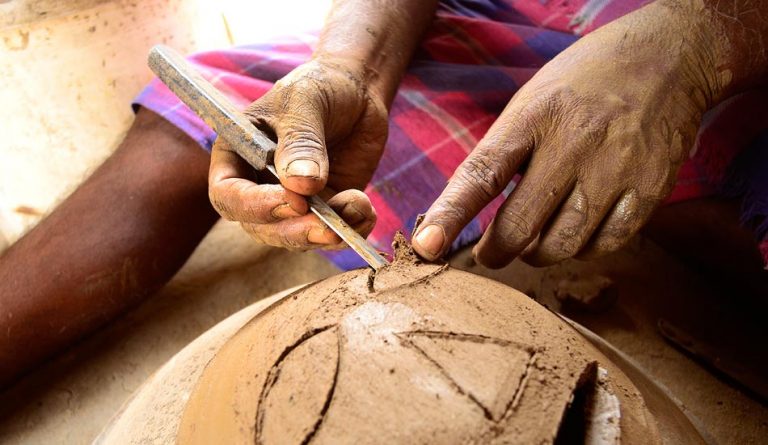 Pottery~Mandla - Craft Archive | Research on Indian Handicrafts & Handloom