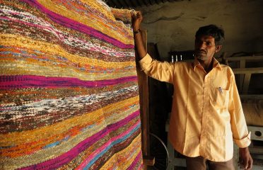 Dhurrie Weaving~Sironj - Craft Archive | Research on Indian Handicrafts ...