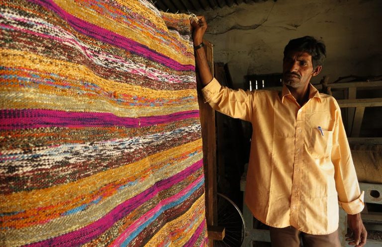 Dhurrie Weaving~Sironj - Craft Archive | Research on Indian Handicrafts ...