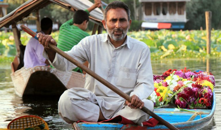Shikara Boat Making Kashmir | Research Indian Crafts